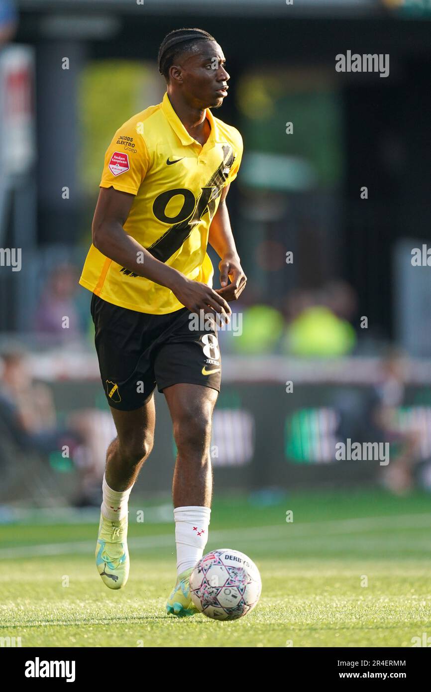 MAASTRICHT, NETHERLANDS - MAY 27: Ezechiel Banzuzi of NAC Breda runs ...