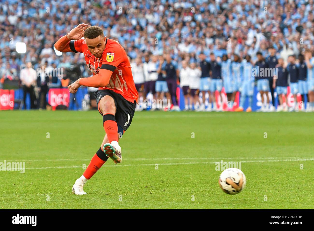 Carlton morris luton town 2023 hi-res stock photography and images - Alamy