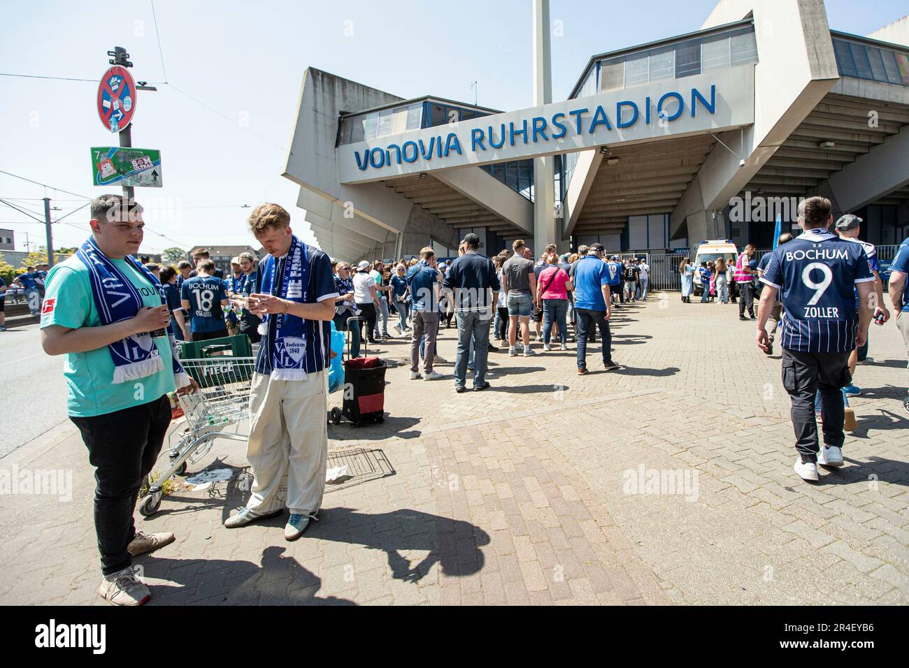 firo : 05/27/2023, football, soccer, 1st league, 1st Bundesliga, VfL ...