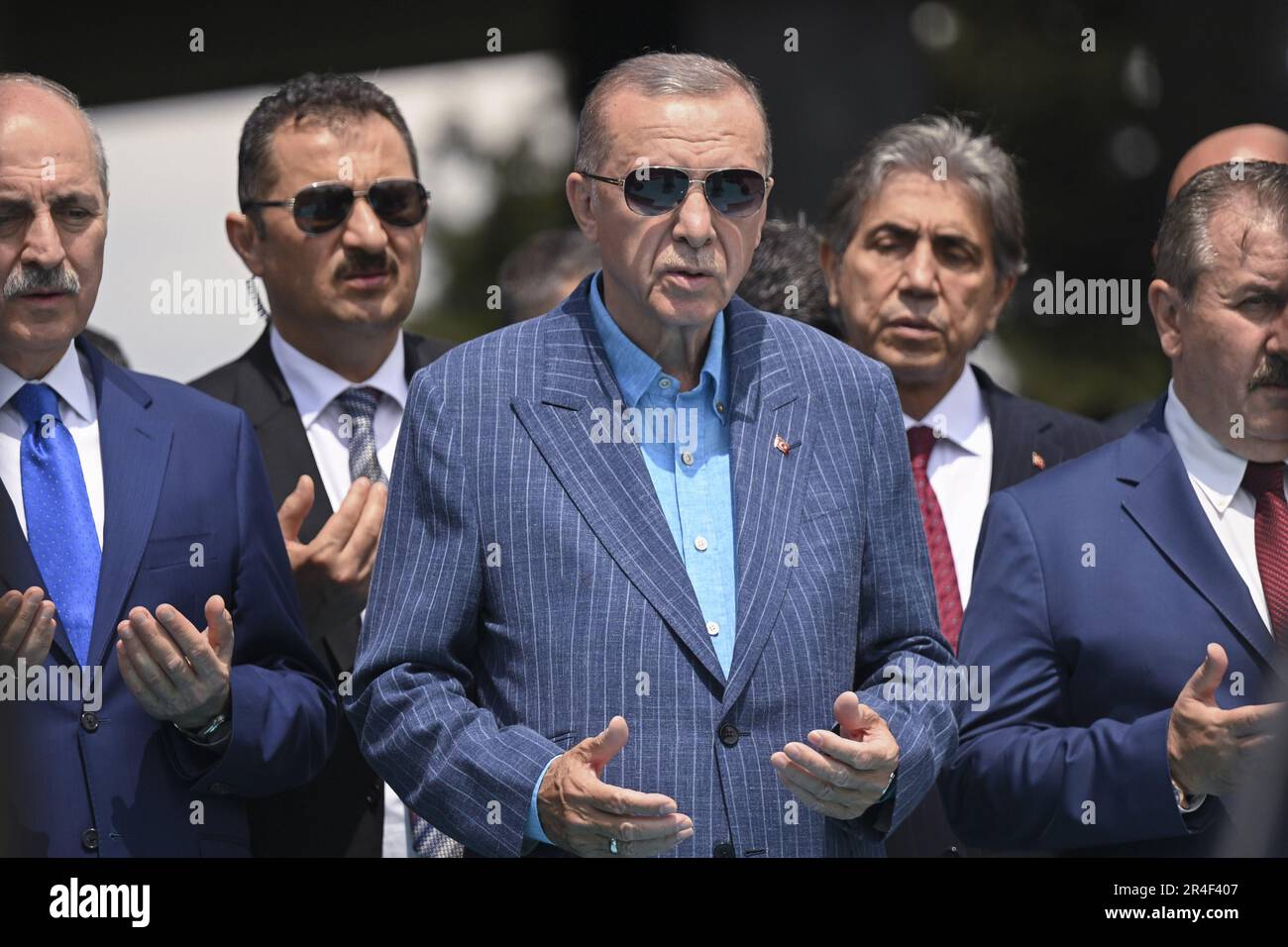 President erdogan military hi-res stock photography and images - Alamy