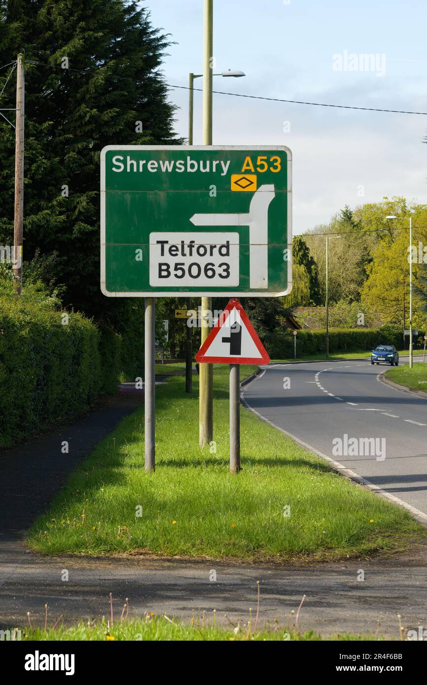 Emergency diversion route hi-res stock photography and images - Alamy