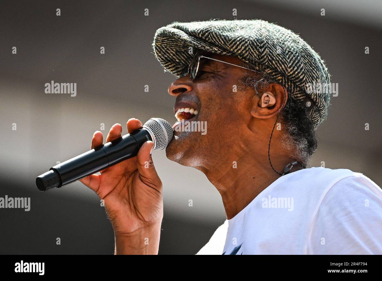 French singer and former tennis player Yannick NOAH performs on stage ...