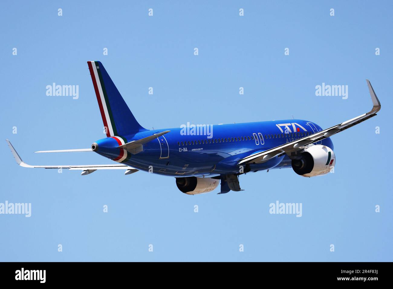 ITA AIRWAYS AGREEMENT WITH LUFTHANSA FOUND In the photo an Airbus A320 ...