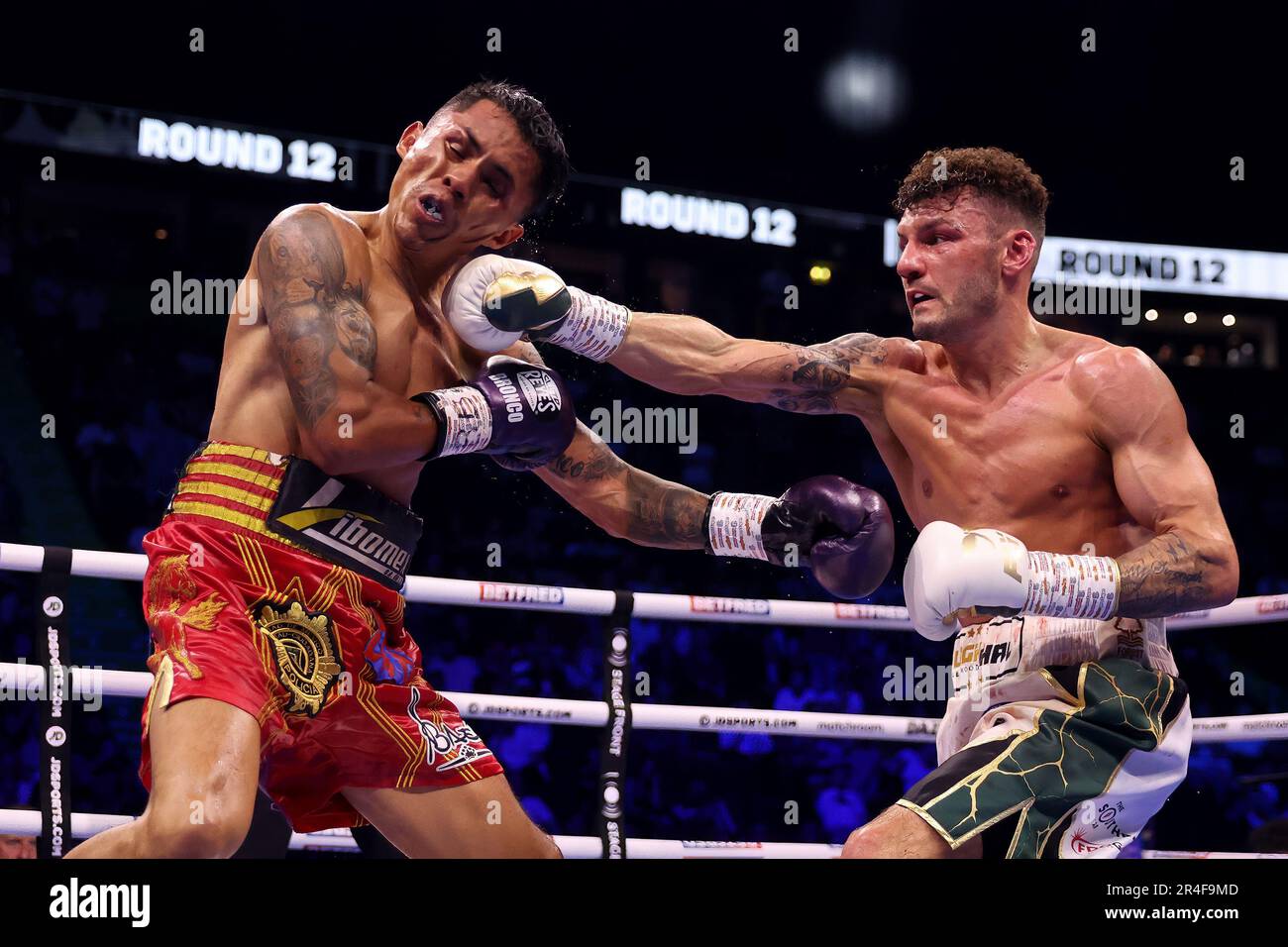 Ao arena manchester boxing hi-res stock photography and images - Alamy