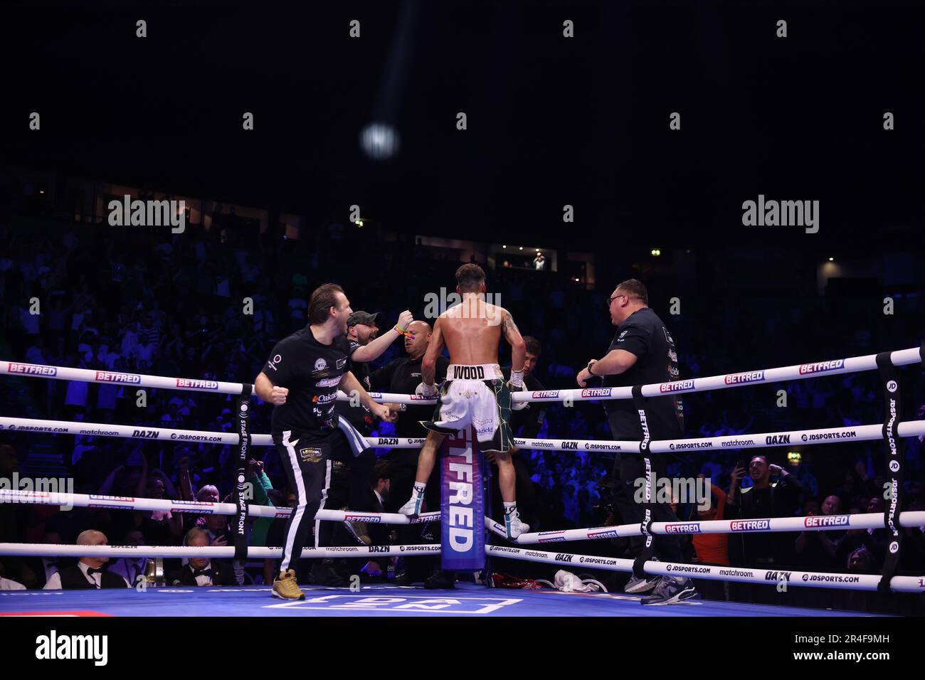 AO Arena, Manchester, UK. 27th May, 2023. WBA Featherweight ...