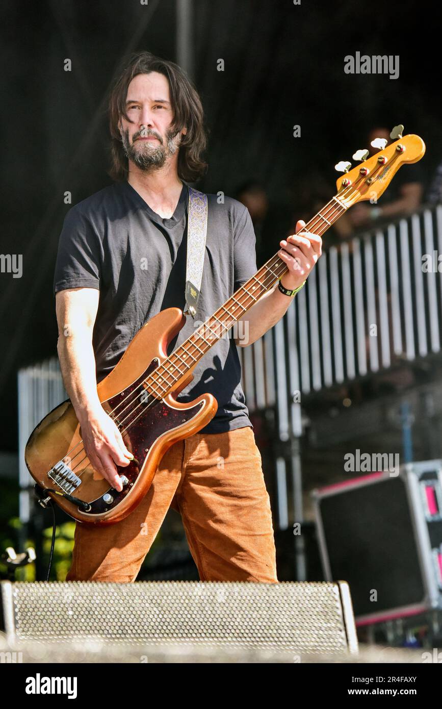 Keanu Reeves - Keanu + Dogstar #4: “I missed playing together, I missed ...