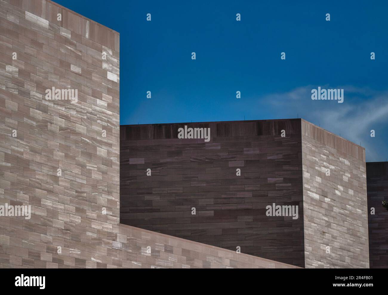 Sculptured Brick wall outside a museum Stock Photo - Alamy