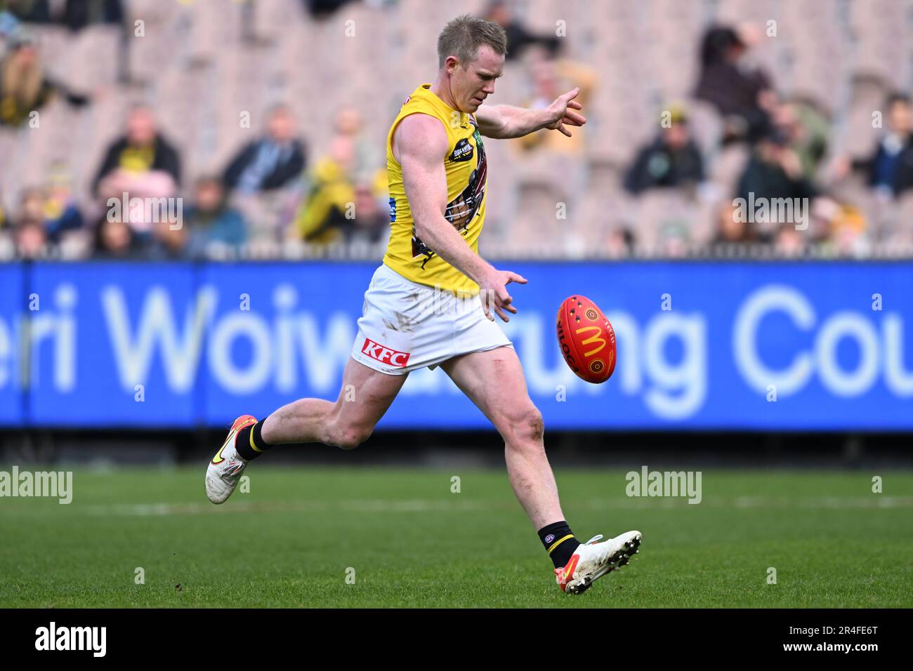 Melbourne, Australia. 28th May, 2023. Jack Riewoldt of Richmond kicks ...