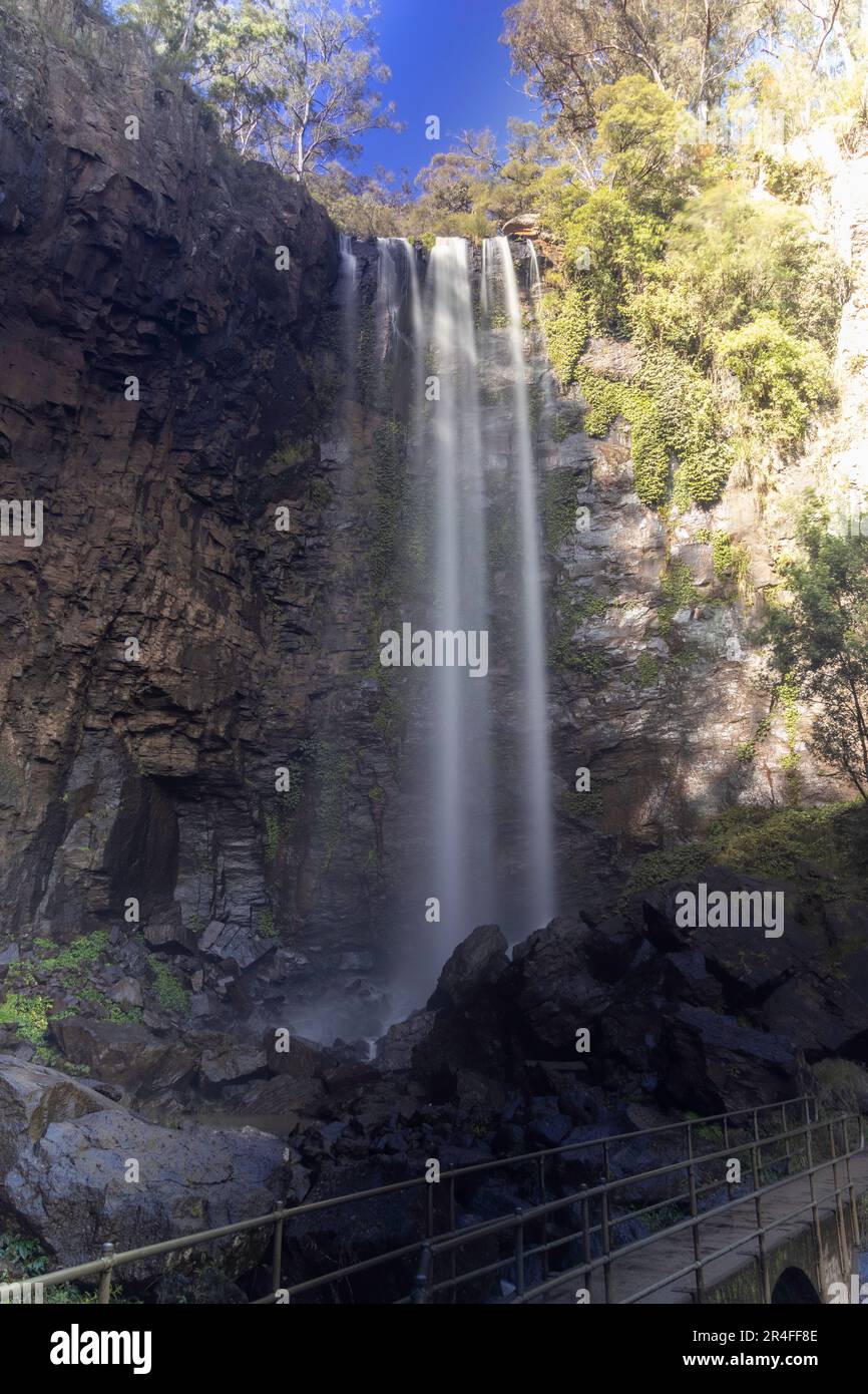Queen mary falls hi-res stock photography and images - Alamy