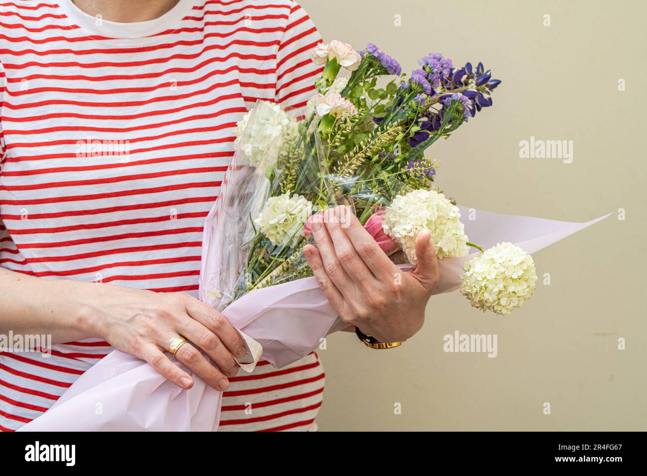 Spring flower bouquet as a gift for holiday Stock Photo - Alamy