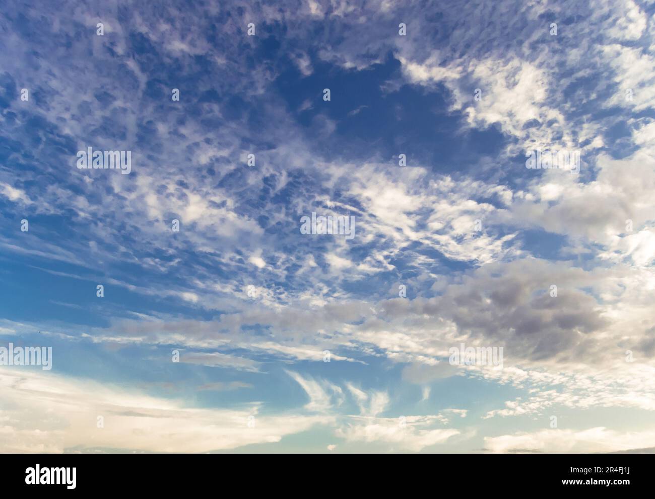 Beautiful sky and clouds summer good weather Stock Photo - Alamy