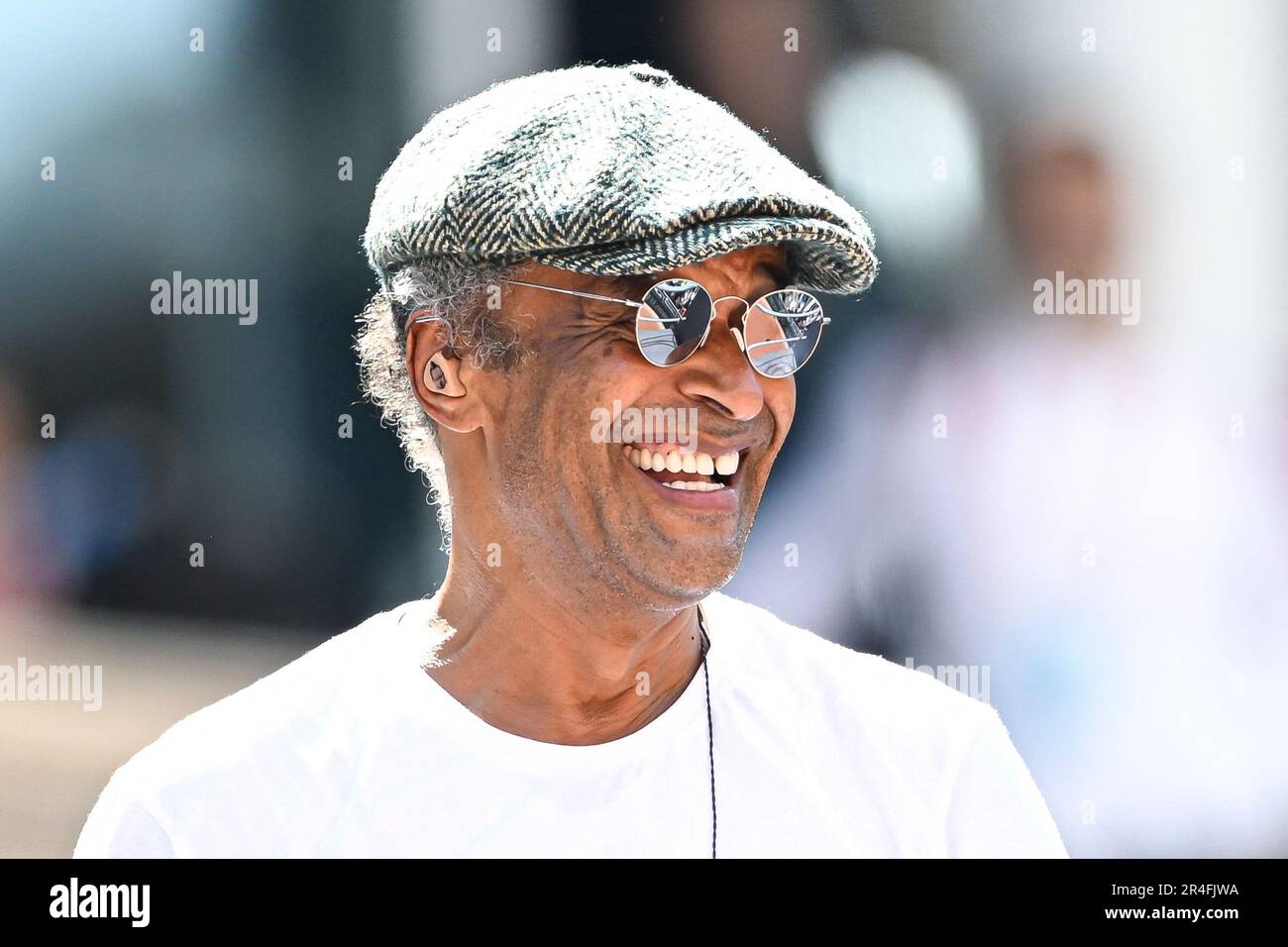 Yannick Noah during a live concert on Philippe Chatrier center court ...