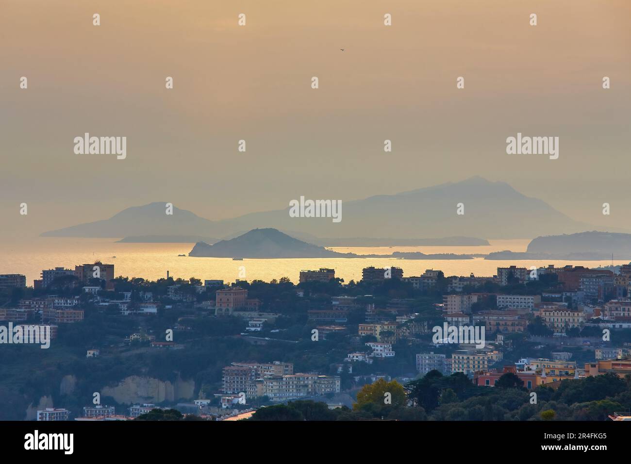 Naples street scene residential hi-res stock photography and images - Alamy