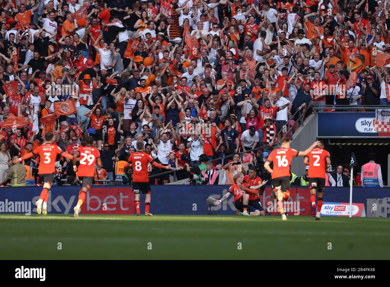 London, UK. 27th May, 2023. Joe Taylor (LT) celebrates scoring, before ...
