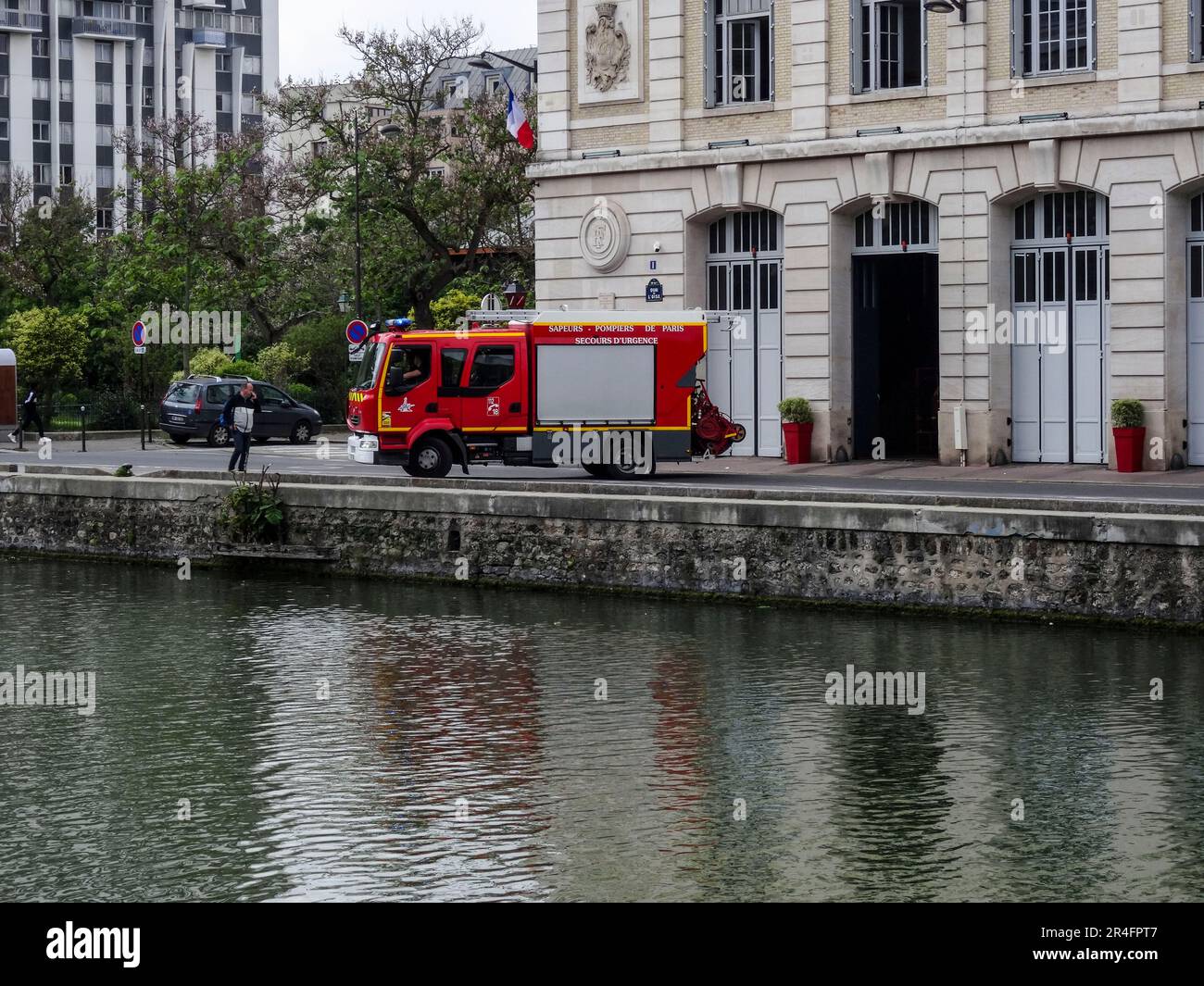 Hub de red hi-res stock photography and images - Alamy
