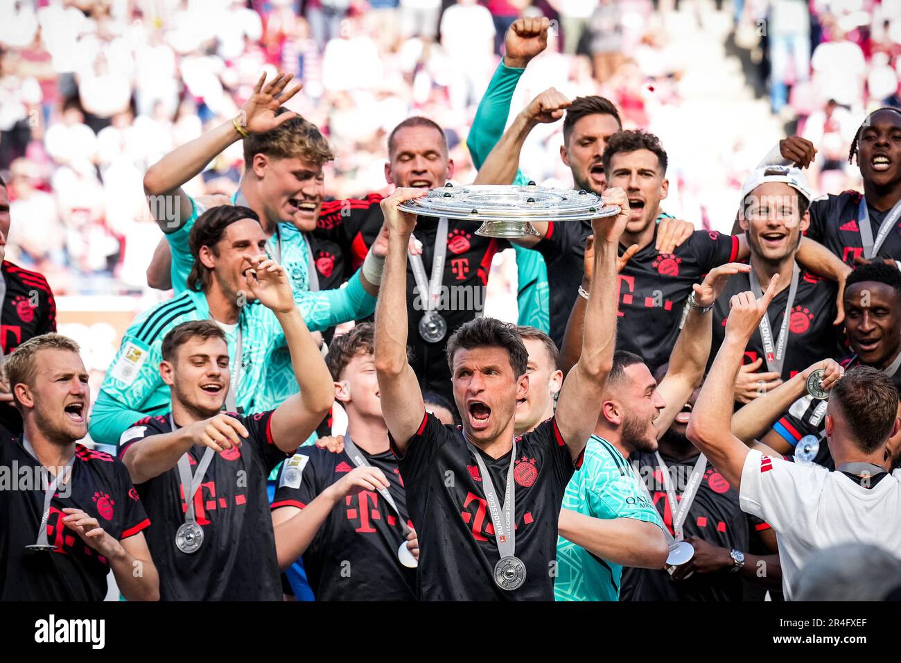 Bundesliga trophy hi-res stock photography and images - Alamy