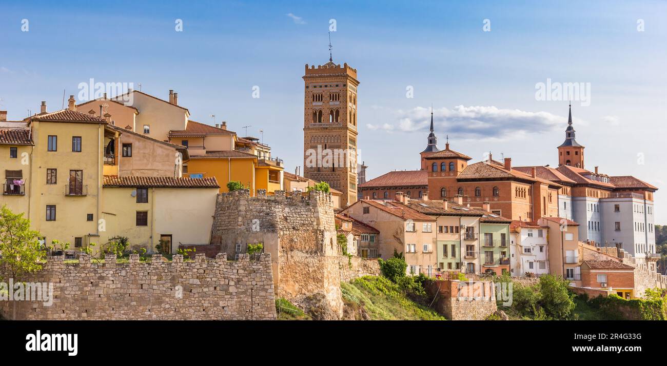 Panorama of the surrounding city wall and historic towers of Teruel ...