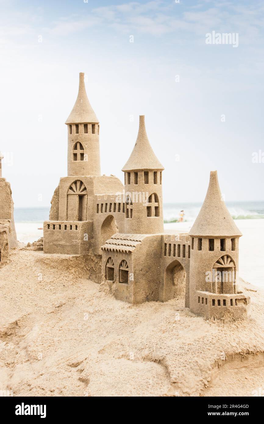 Fantasy fortress hi-res stock photography and images - Alamy