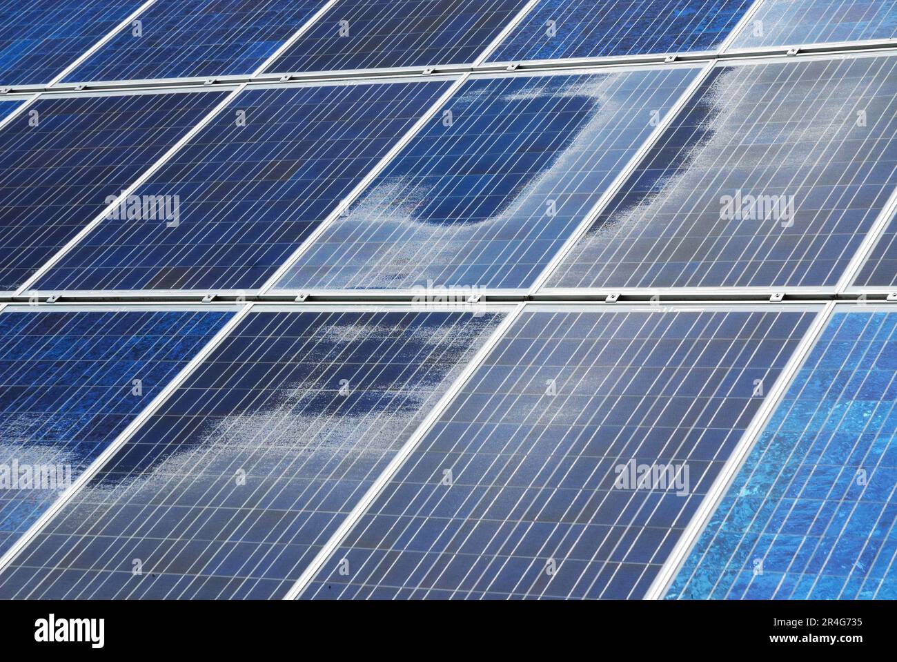 Solar panel background hi-res stock photography and images - Alamy