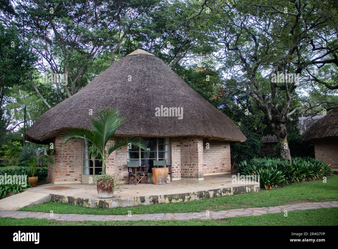 Weekend house in tropical country side, nearby Lake Chivero, 1 hour ...