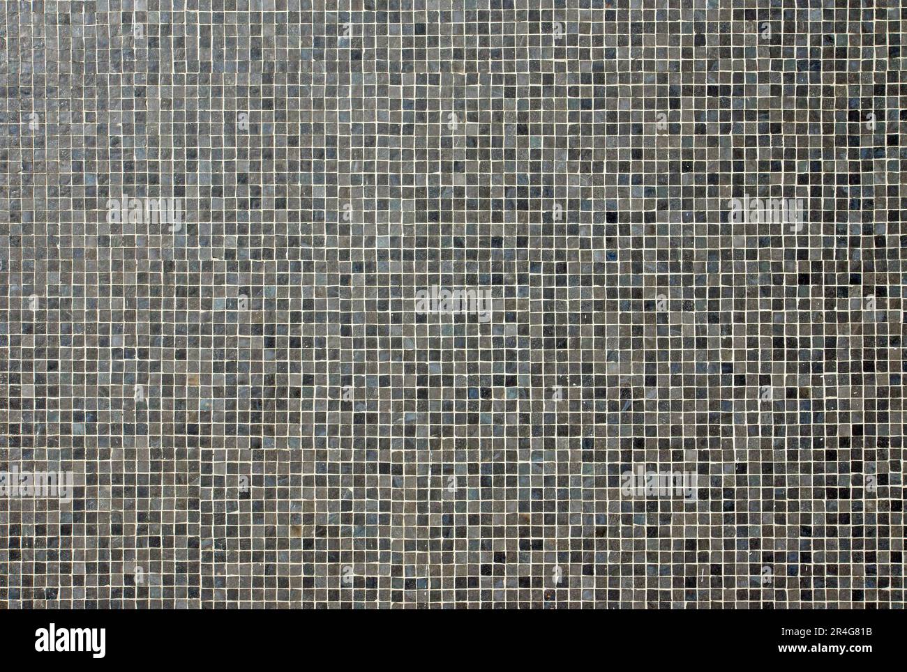 Small mosaic tiles hi-res stock photography and images - Alamy