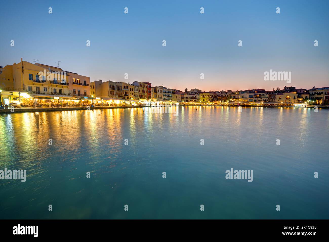 Atmospheric city crete hi-res stock photography and images - Alamy