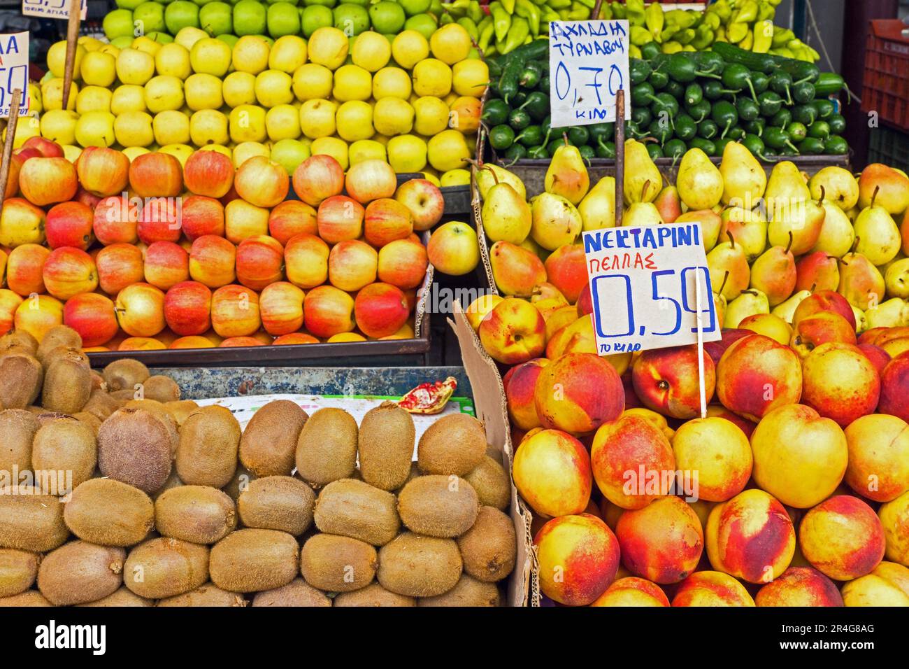 Different kinds of fruit are sold at a market Stock Photo - Alamy