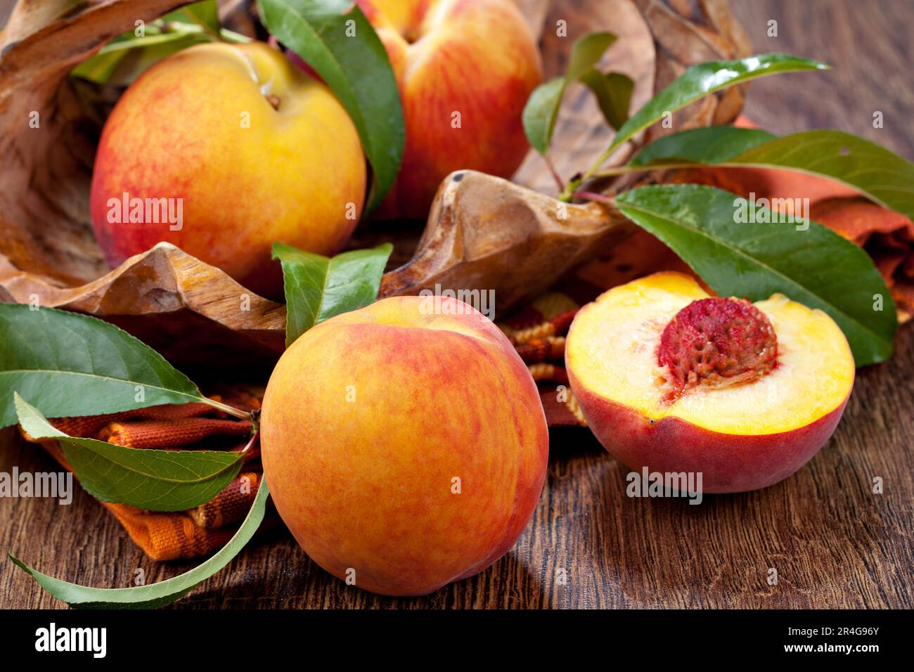 Eat peach hi-res stock photography and images - Alamy
