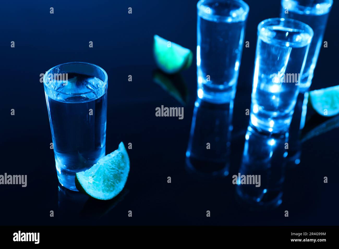 Shot glasses vodka slices hi-res stock photography and images - Alamy