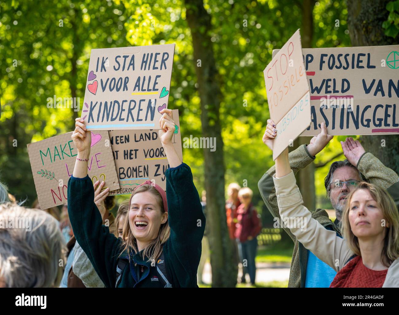 The Hague, The Netherlands, 27.05.2023, Climate activists from ...