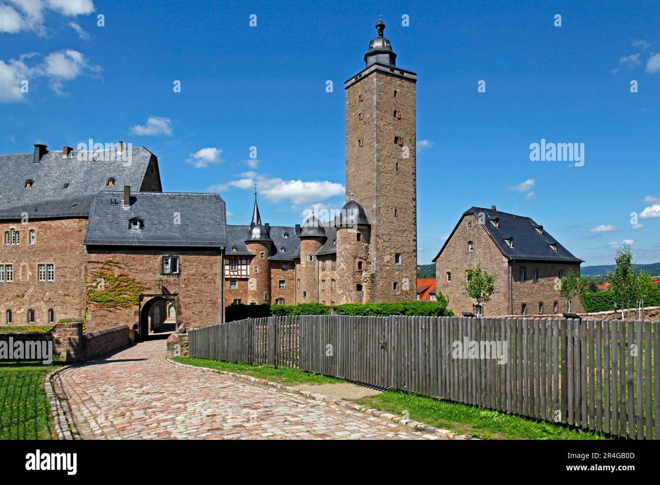 Castle, southern gatehouse, built 1554, keep, built 1556, bakehouse ...