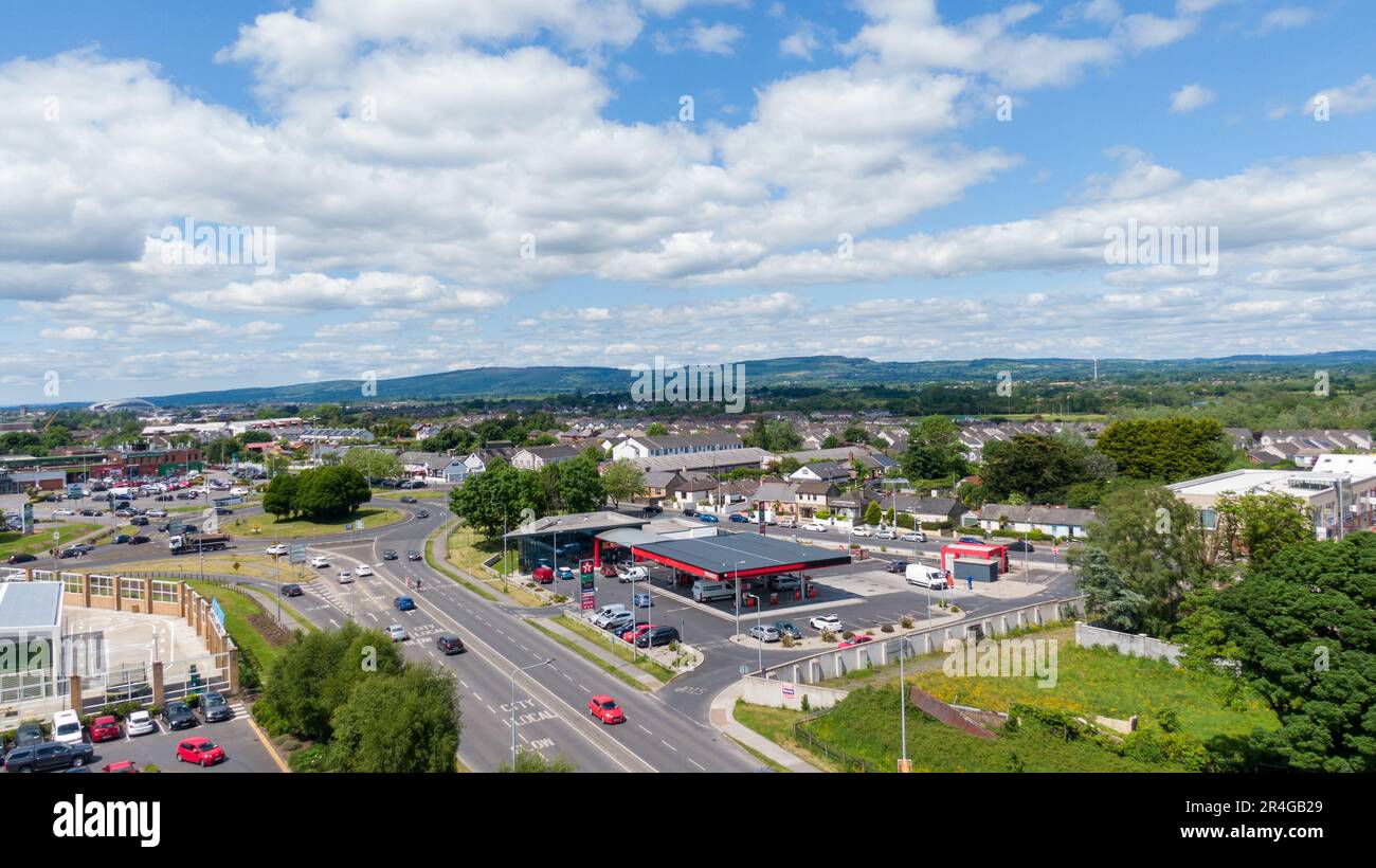Limerick city traffic hi-res stock photography and images - Alamy