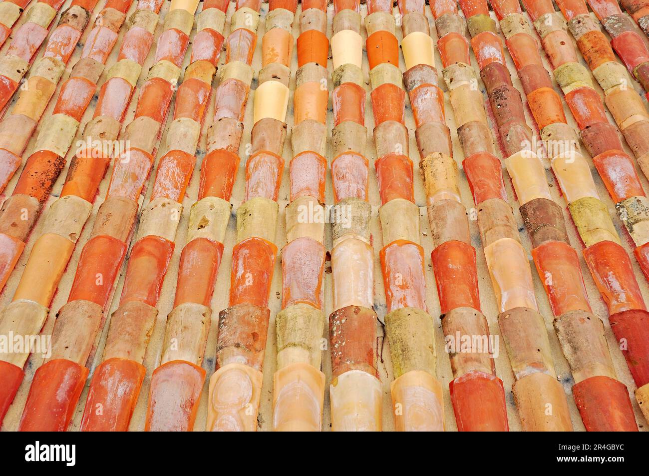 Roof tiles, Provence, France, Roof tiles, Roofing tile Stock Photo - Alamy