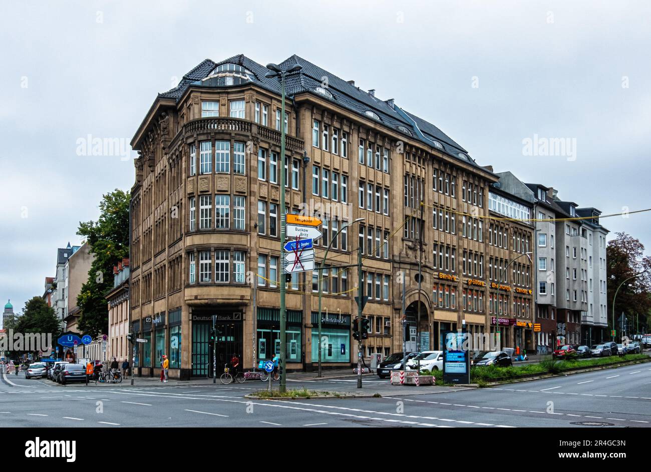 Built 1902 hi-res stock photography and images - Alamy