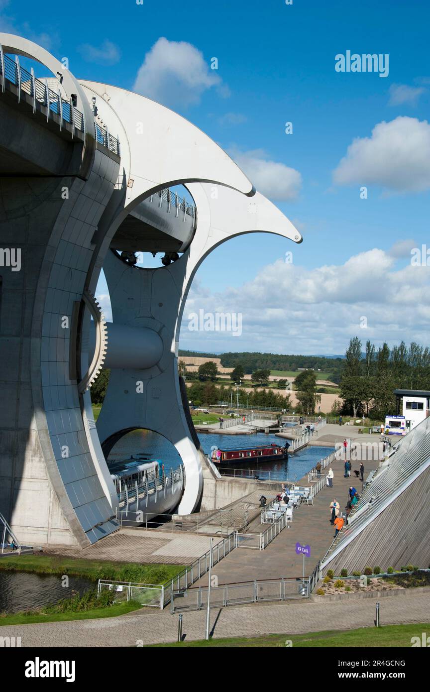 Boat lift, Falkirk Wheel, Bonnybridge, Falkirk, Scotland, Great Britain ...