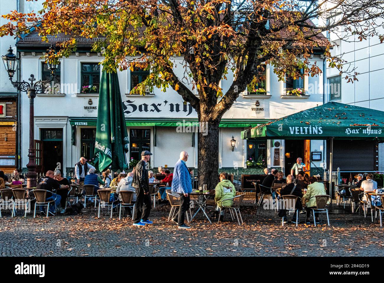 Veltins Hax'nhaus German Restaurant Exterior, Alt-Tegel, Reinickendorf ...