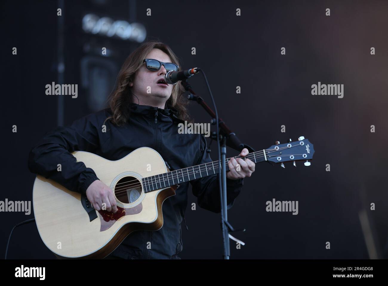 Jamie Webster Performs Live on the Main Stage at Neighbourhood Weekend ...