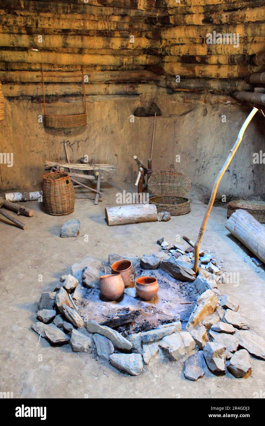 Ancient fire pit hi-res stock photography and images - Alamy
