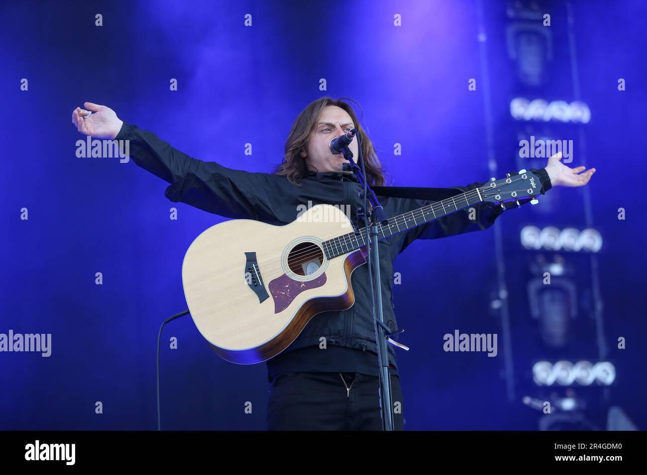 Jamie Webster Performs Live on the Main Stage at Neighbourhood Weekend ...