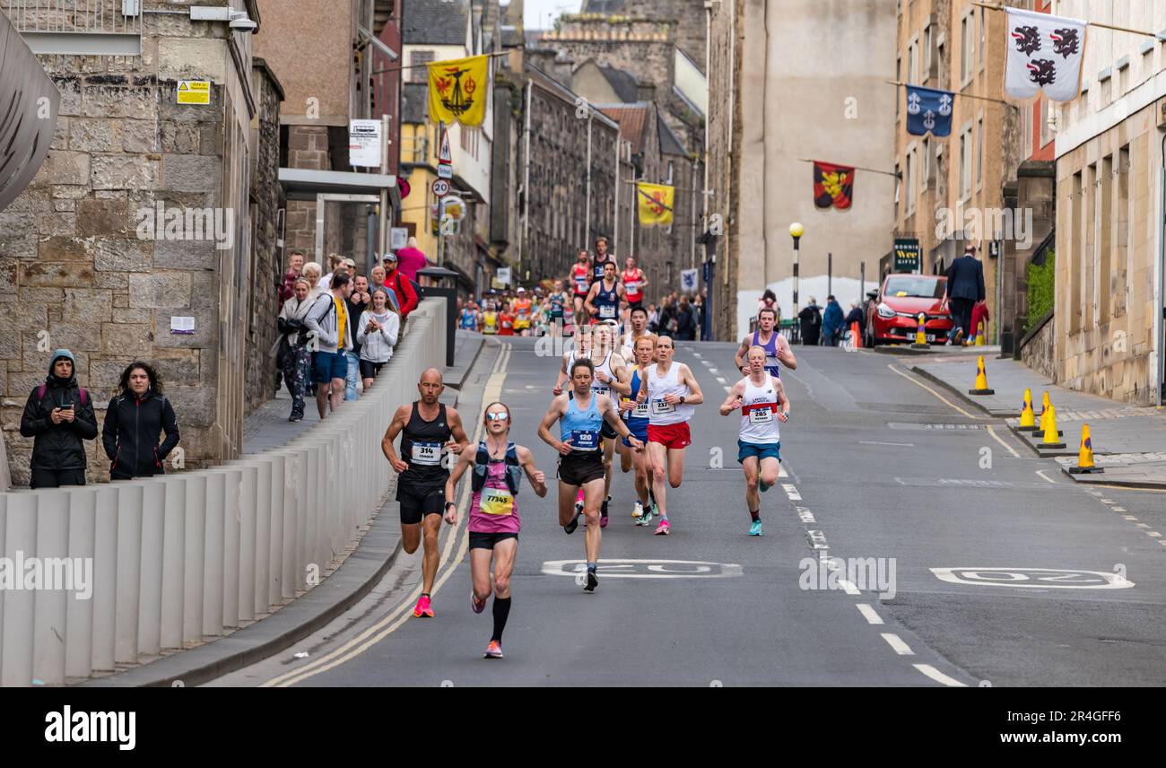 Edinburgh, Scotland, UK, 28th May 2023. Edinburgh Marathon: the lead ...