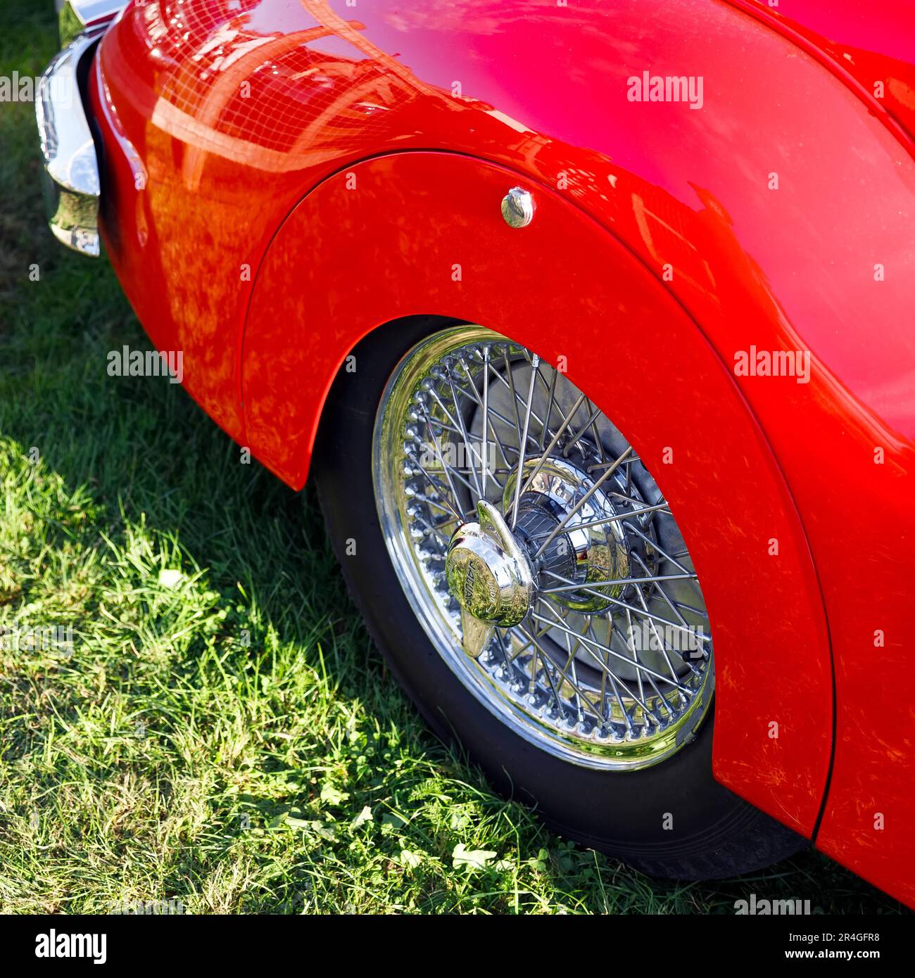 Close-up Rear Wheel of a 1948 Jaguar XK120 Stock Photo - Alamy