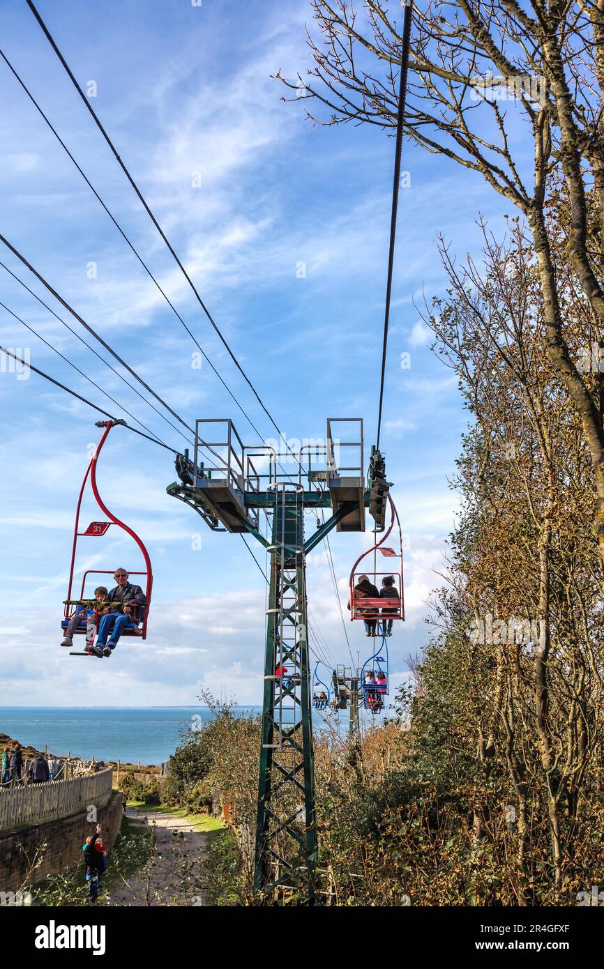 Chairlift to Alum Bay and the Needles Stock Photo - Alamy
