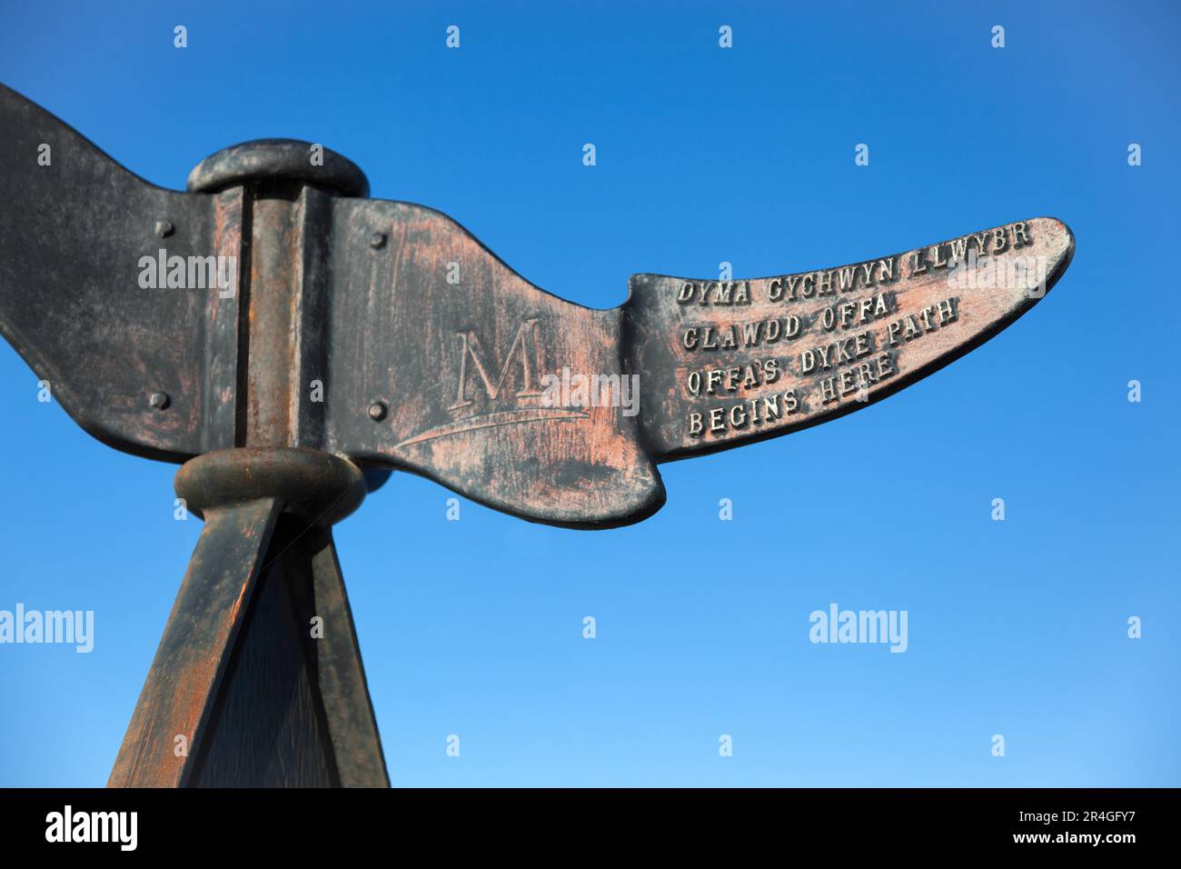 Sign indicating the beginning of Offa's Dyke Path near Prestatyn Stock ...