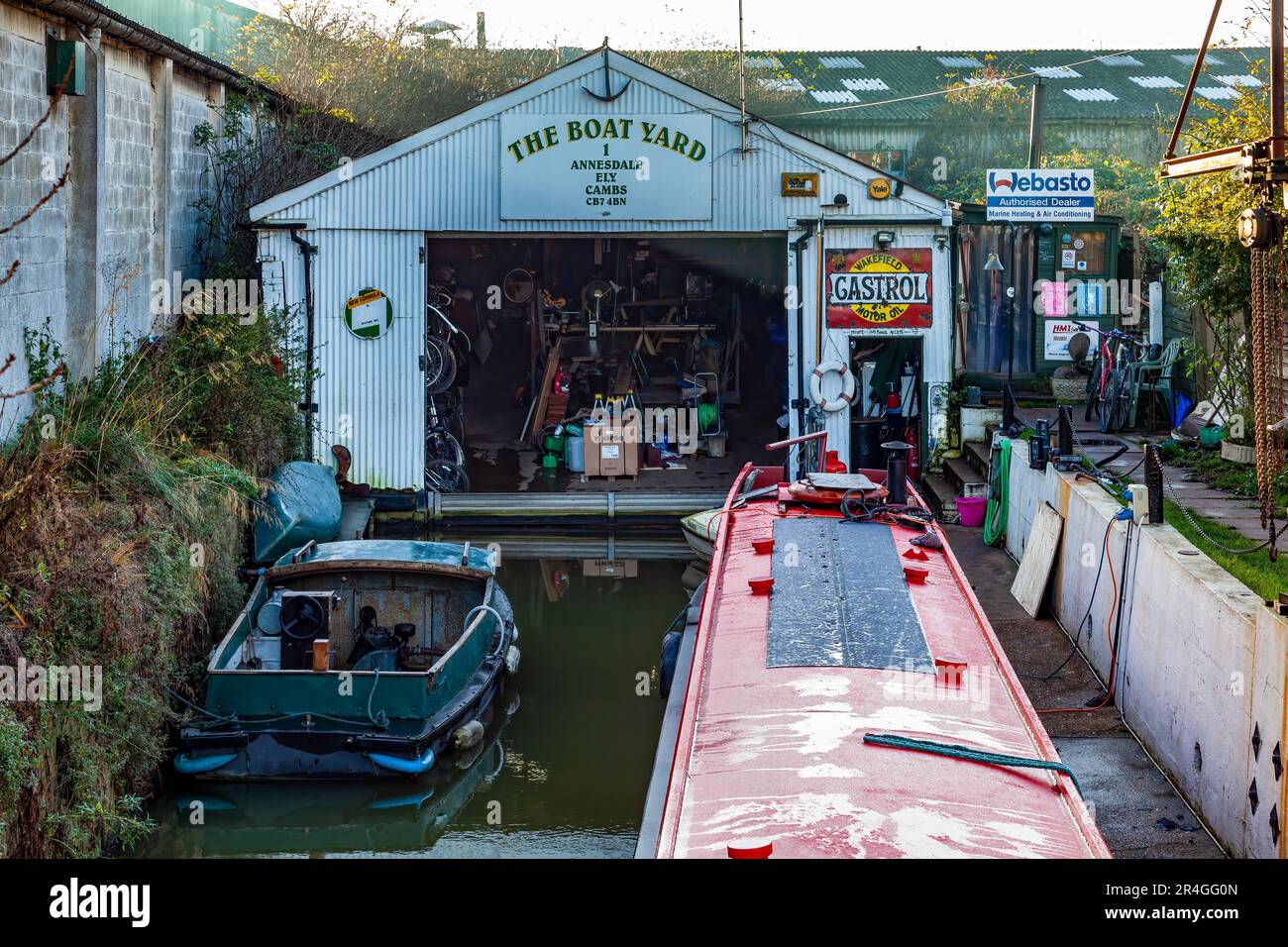 November sign hi-res stock photography and images - Alamy