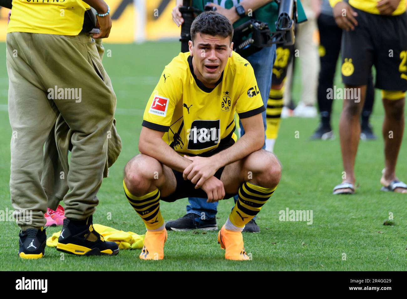 Footballer crying hi-res stock photography and images - Alamy