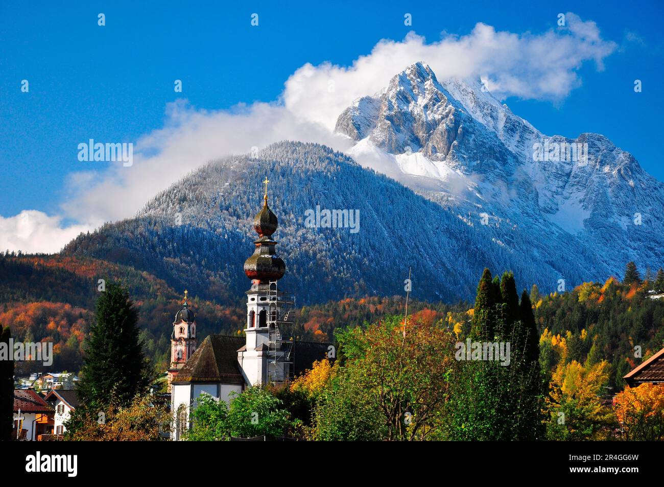 Weatherstone mountains hi-res stock photography and images - Alamy