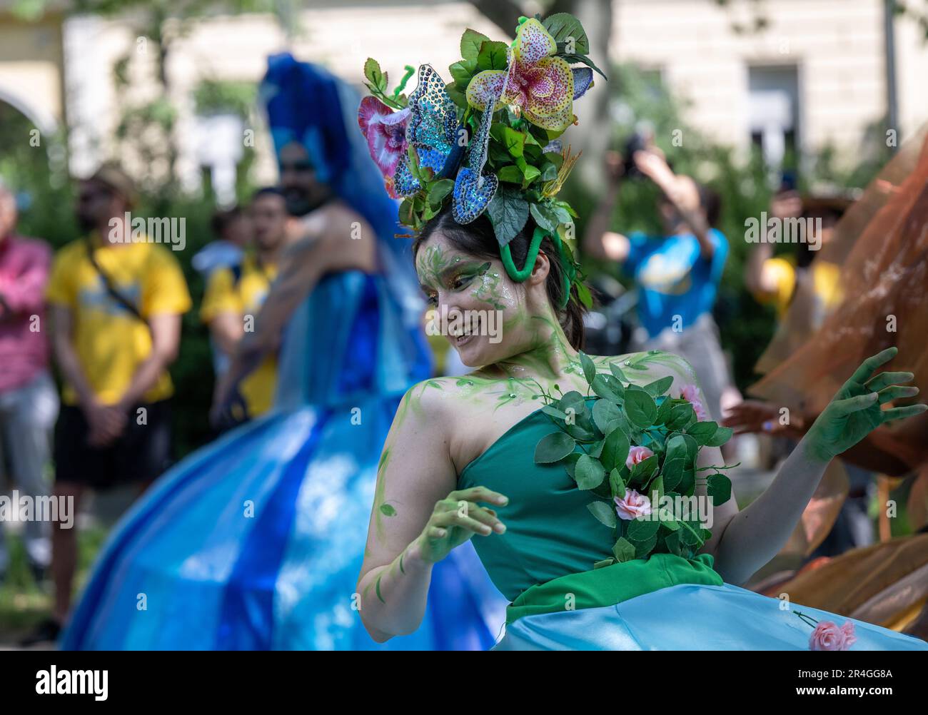 Berlin, Germany. 28th May, 2023. A dancer from the group "Grupo Chile ...
