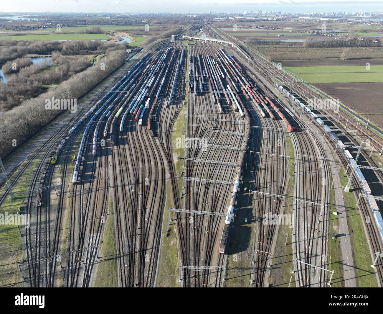 Aerial view bustling train hi-res stock photography and images - Alamy