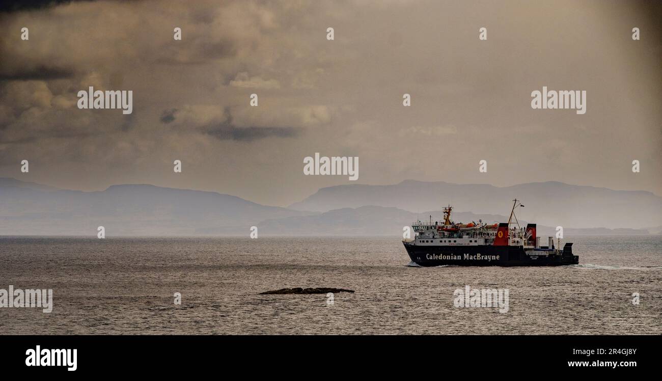 Oban tiree ferry hi-res stock photography and images - Alamy