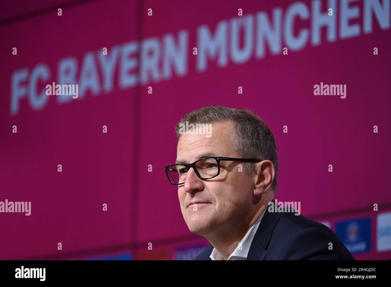 Jan Christian DREESEN (management chairman FCB), single image, cut ...